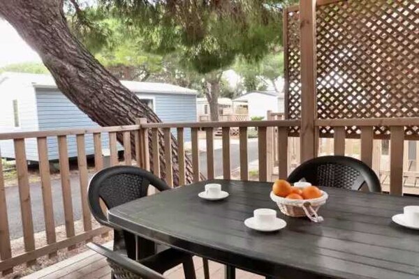Camping 4 éToiles - Eebaei - Giens
