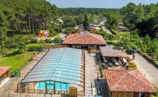 Camping 4 éToiles - Piscine  - Eebe0i - Vielle-Saint-Girons