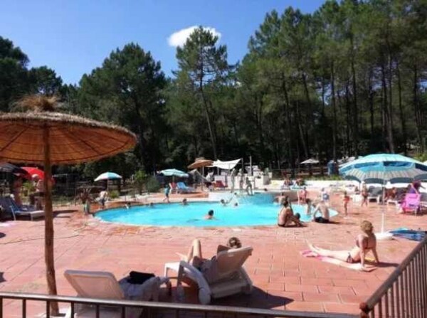 Camping 3 éToiles - Piscine  - Eehcid - Mornas