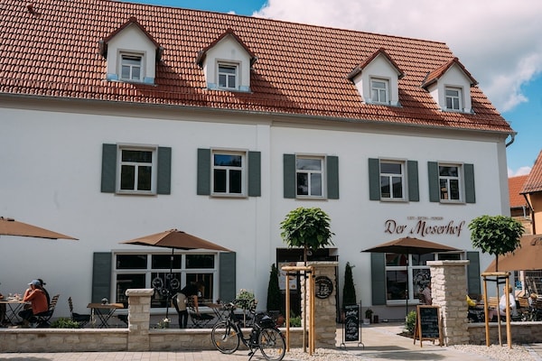 Ferienwohnung Sandsteinblick Mit 1 Schlafzimmer - Oberaurach