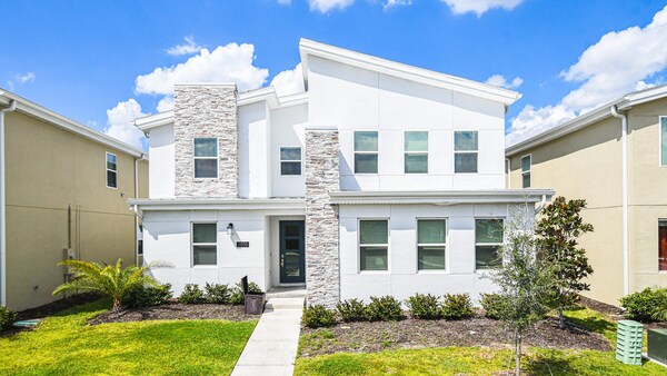 Storey Lake Resort 8br Family Villa Pool By Disney - Kissimmee, FL