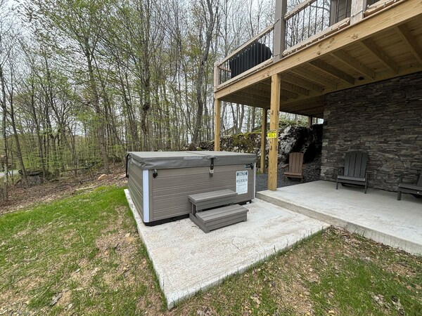 Big And Boulder | Hot Tub, Pool Table, Fire Pit + Near Lake! - 오클랜드