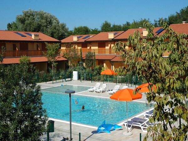 Lovely Apartment With Private Garden By Beahost Rentals - Lignano Sabbiadoro