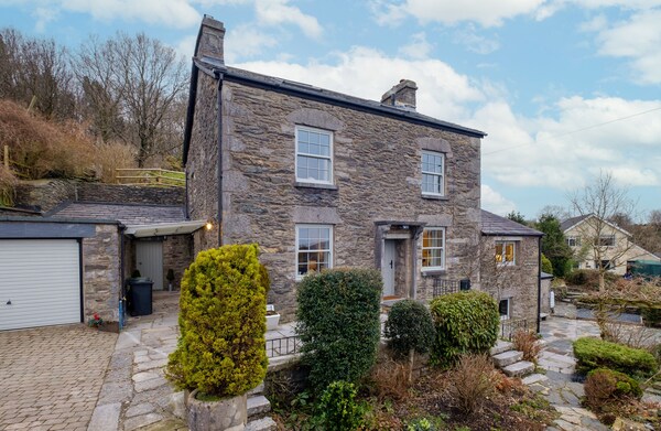 Sunny Brae, Family Friendly, Character Holiday Cottage In Lindale - Cartmel