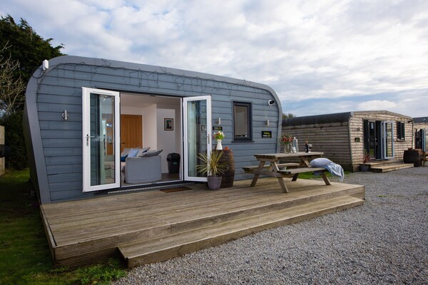 Wheal Tor Lodge, Pet Friendly, With A Garden In Helston - Helston