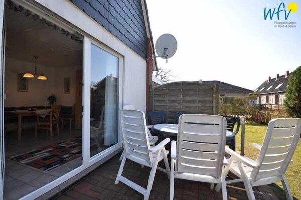 Zwei Separate Schlafzimmer, Wunderschöne Terrasse Und Großer Garten! - Borkum