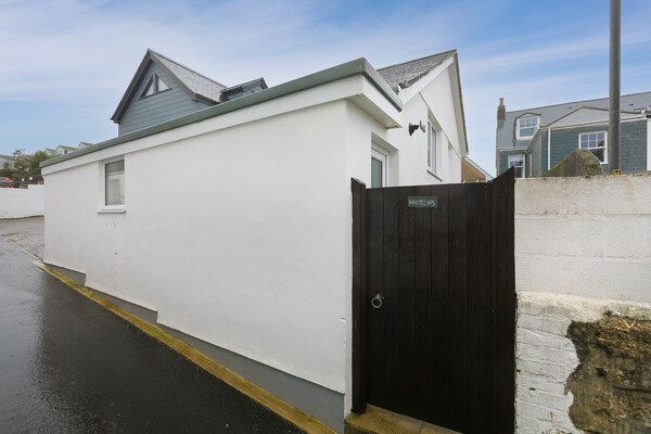 Whitecaps, Romantic, Country Holiday Cottage In St Ives - Hayle