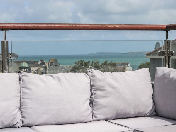 The Mordon, Pet Friendly, Country Holiday Cottage In Newquay - Newquay