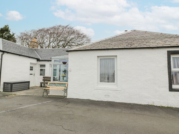 Rosalin Cottage, Pet Friendly, With Open Fire In Irvine - Ayrshire