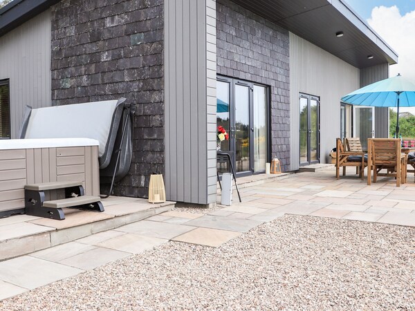 Pine Marten, Pet Friendly, Character Holiday Cottage In Dornoch - Golspie