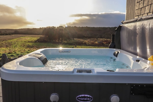 Red Squirrel, Pet Friendly, Character Holiday Cottage In Dornoch - Dornoch