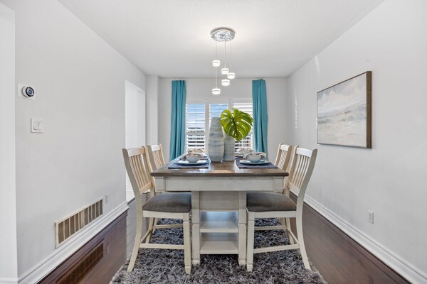 Cozy Cute Room In Ajax (Young Professional/student/short Stay/long Term) - Ajax