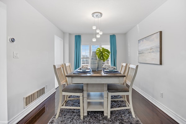 Cozy Cute Room In Ajax (Young Professional/student/short Stay/long Term) - Ajax