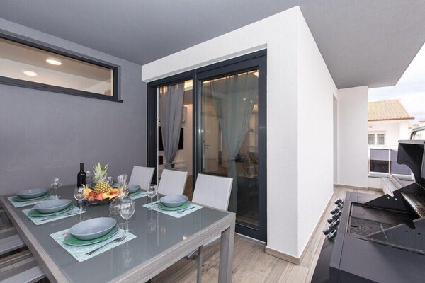 Holiday Apartment Krk (Stadt) For 1 - 6 Persons With 2 Bedrooms - Holiday Apartment - Punat