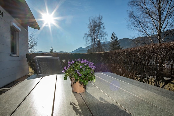 Ferienhaus 24-f Mit Uneinsehbarer Süd-west-terrasse - Ferienhäuser Im Feriendorf Weissensee Im - Füssen