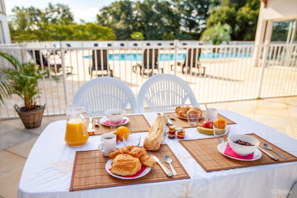 Authentic Landes Experience: Close To Gastronomy & Traditional Villages - Landes