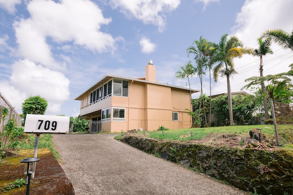 Hale Malu - A Peaceful Refuge Above Hilo, A Peaceful Retreat Above Hilo - Hilo, HI
