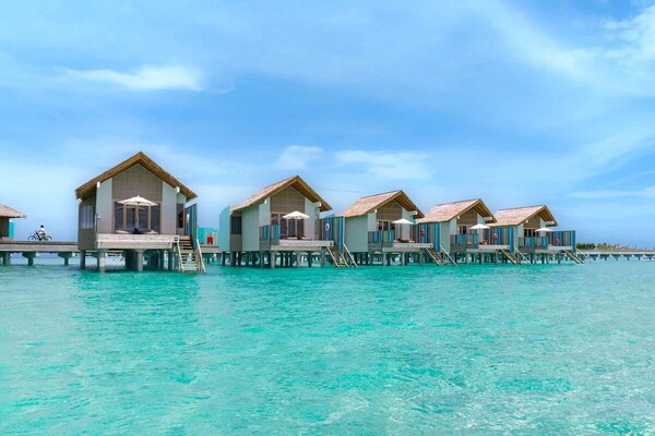 Oceanic Beats & Retreat: Hard Rock Maldives' Unique Melody - Malé