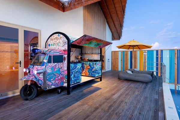 Ultimate Maldives Retreat: Amplified Fun & Iconic Music Decor - Malé