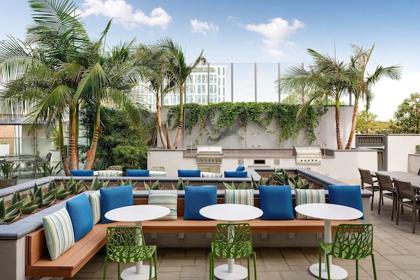 Family Fun Guaranteed: Modern Suites Steps Away From Disneyland - Brea, CA