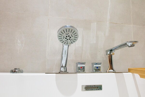 Apartment-traditionell-barrierefreies Badezimmer-appartement Istanbul - Abidjan