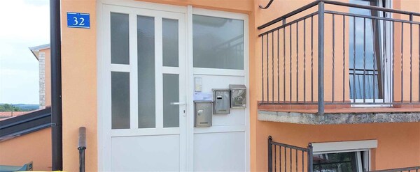 Holiday Apartment With Air Conditioning, Internet - Umag