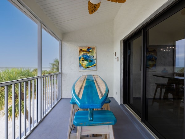 Your Home Away From Home! 2 Family-friendly Villas, Access To Tennis Court! - Captiva, FL