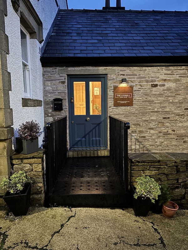 A Wow Suite Within A 16thc Listed Building - Macclesfield