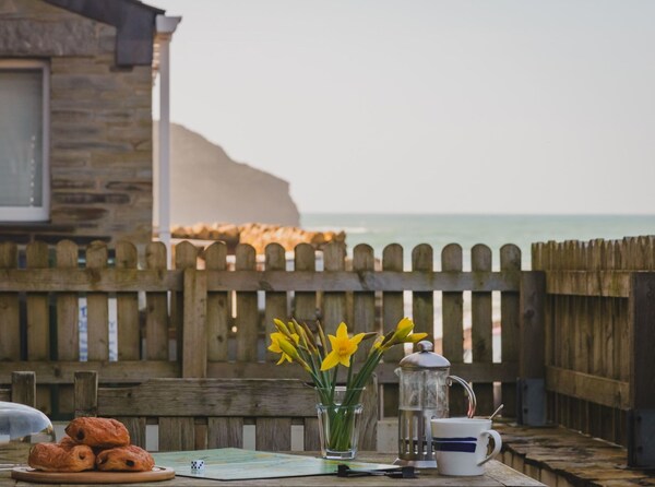 Salty Sea Dog By Interhome - Port Gaverne