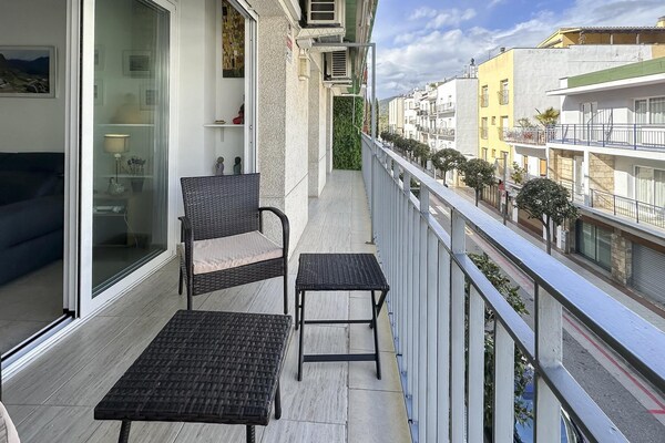 Big Apartment With Parking - Tossa de Mar