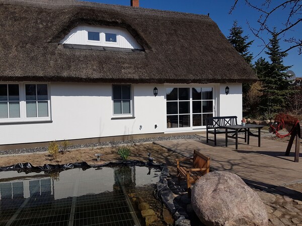 07 - Rfh - Gartenhäuschen - Reetferienhaus - Schaprode