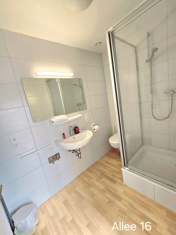 Apartments Efde Gmbh - Allee 41 Deluxe Apartment 16 - Heilbronn