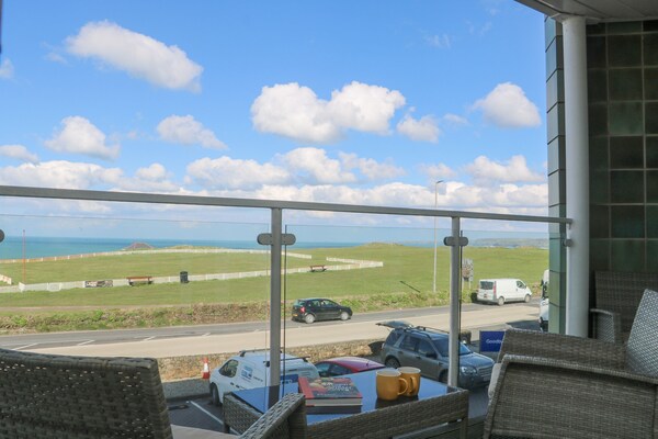 Whitewater Seaview, Pet Friendly, Country Holiday Cottage In Newquay - Mawgan Porth