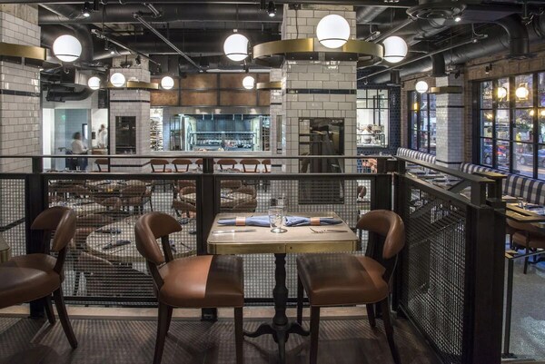 Charm Meets Elegance: Downtown Seattle Rooms, Art-inspired - Pioneer Square - Seattle