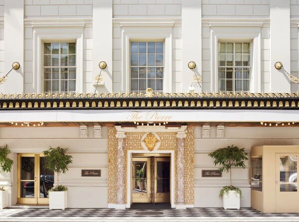 Deluxe Grand Suite 2 Bedroom, The Pierre Nyc, Near Central Park - Kew Gardens - Queens NY