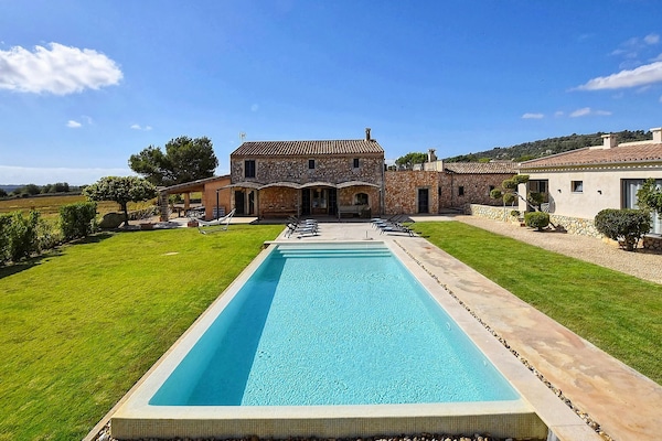 Finca In Manacor With Pool & Near Beaches - Manacor