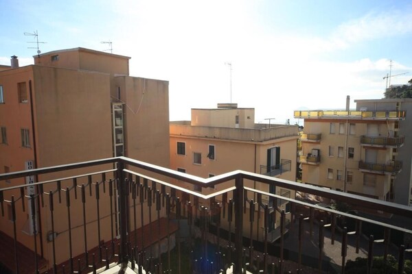 Vittorio Veneto 9 Int 20 - Albenga