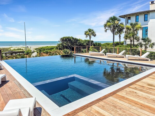 19 Eugenia: Oceanfront, 6br Fully Renovated Home, Credit For Bikes/beach Gear - Kiawah Island, SC