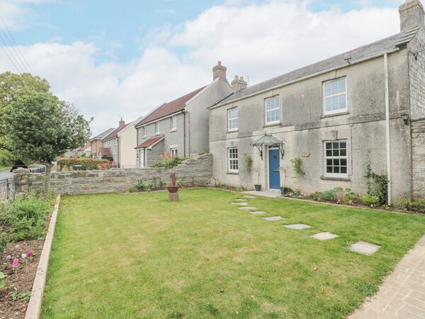 Holly Lodge, Pet Friendly, Character Holiday Cottage In Langport - Dorset