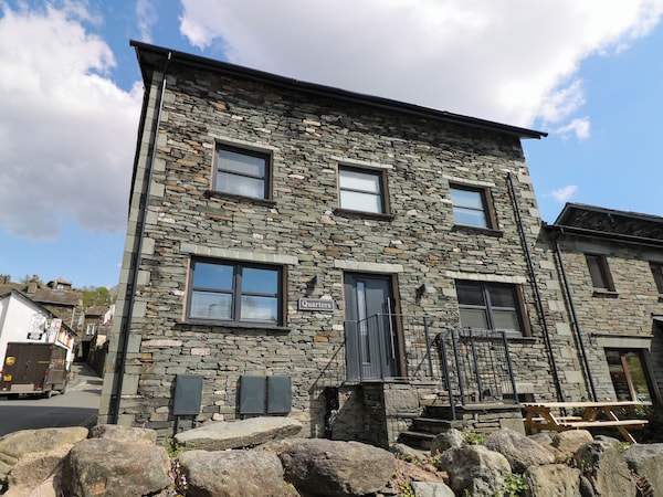 Quarters, Pet Friendly, Country Holiday Cottage In Ambleside - Coniston