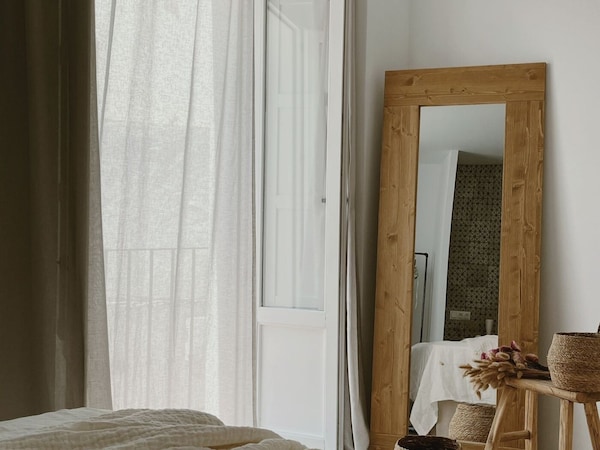 Boutique Guesthouse By La Judería De Vejer | Salina Deluxe With Balcony Room - Vejer de la Frontera