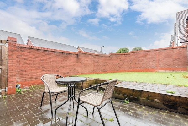Mon Bank House* Sleeps 6*parking*contractors*groups - Newport
