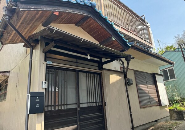 静かに過ごせる日本の伝統的古民家一棟貸し宿 - 横浜市