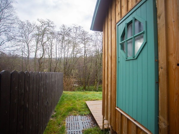 Beautiful Private Villa For 2 People With Tv, Patio And Parking - Loch Ness
