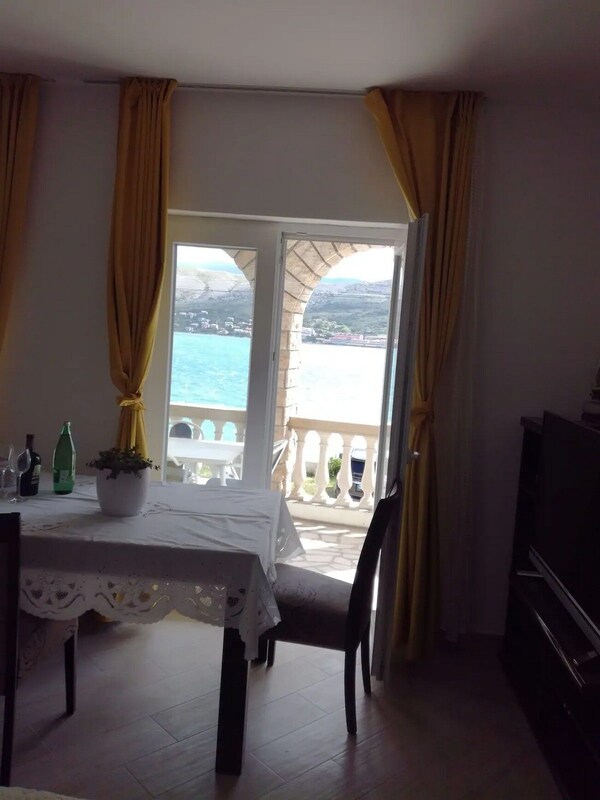 One Bedroom Apartment Near Beach Pag (A-21962-b) - Karlobag