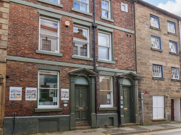 Powder Keg, Family Friendly, Character Holiday Cottage In Whitby - Sandsend