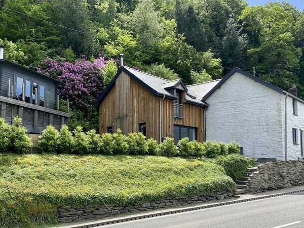 Dyfi Hideaway - Stunning Snowdonia Valley Views - Machynlleth