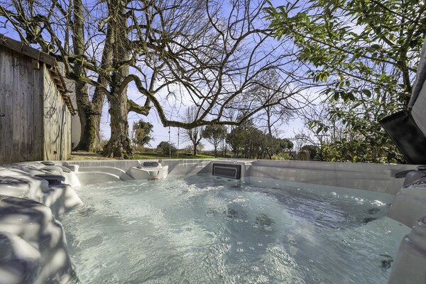 Château De Palleau Avec Piscine, Spa Et Jardin - Saône-et-Loire