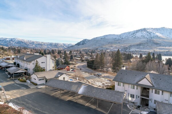 Park Pointe D301 - Community Pool/hot Tub - Chelan, WA