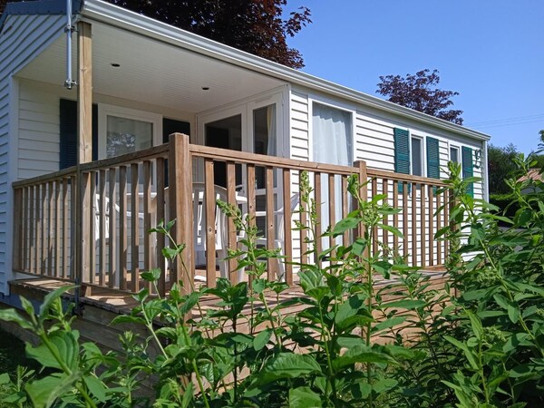 Family-friendly Ground Houses Near Marais Poitevin With Seasonal Pool - Deux-Sèvres